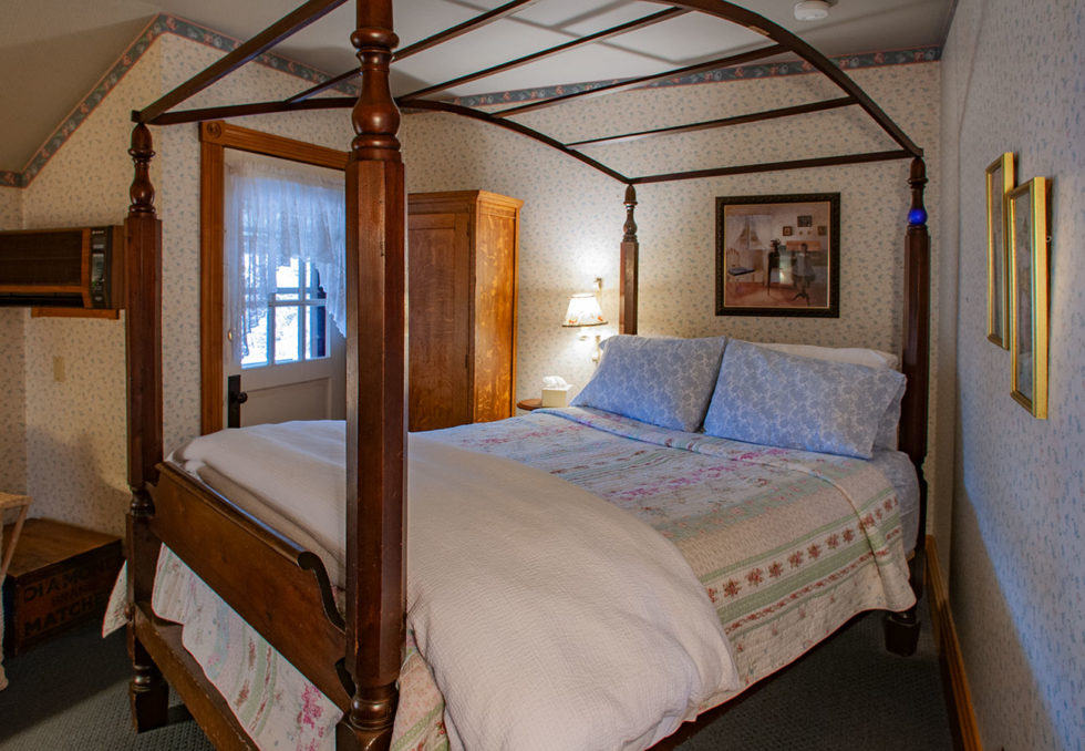 Door County, WI Lodging & Accommodations | White Lace Inn