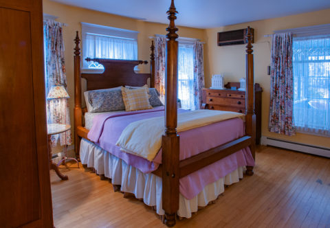 Romantic Door County Bed & Breakfast | White Lace Inn